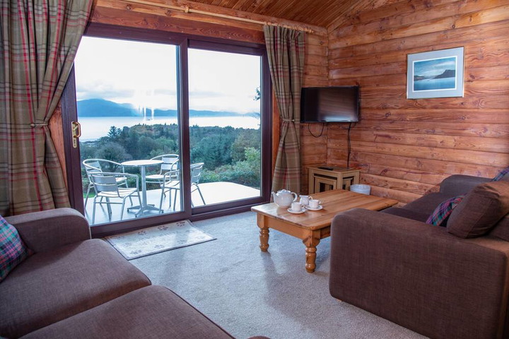 Antrim-cabin-sea View-private Bathroom - Mallaig