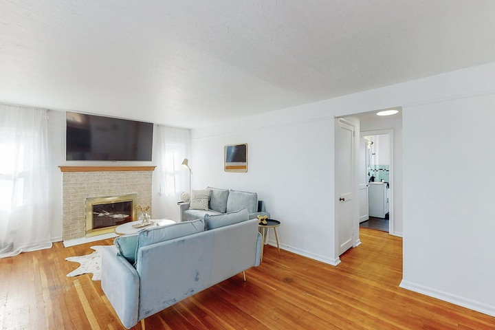 The End Zone Escape: Light & Bright Hof Village Home - Canton, OH