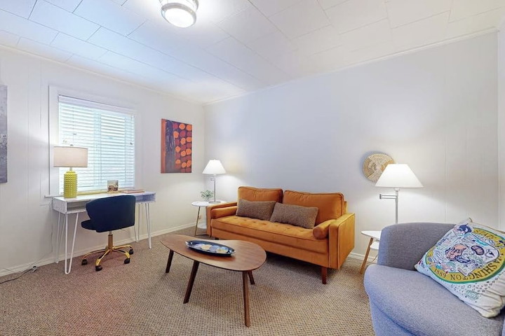1br Hotel Room Right In Downtown Port Townsend - Port Townsend, WA