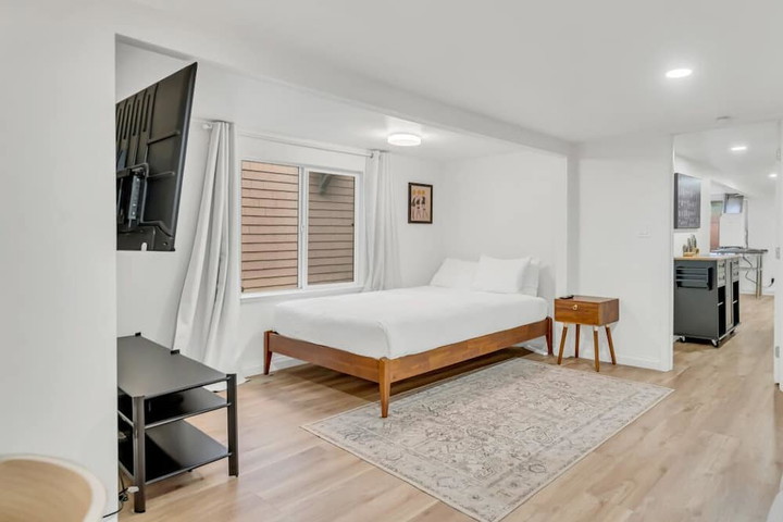 Midtown Gem With Secret Speakeasy - Sacramento, CA