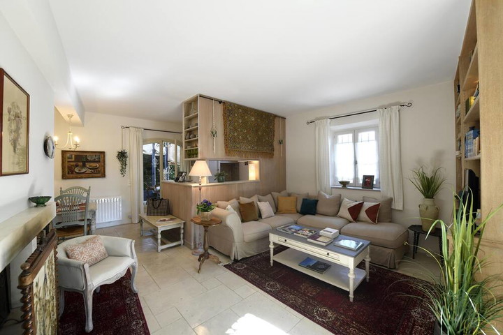 Welcome To La Maison Du Bonheur - Gordes