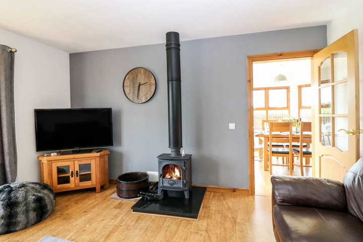 Kilnary Cottage, Country Holiday Cottage, With Open Fire In Pitmedden - Aberdeenshire