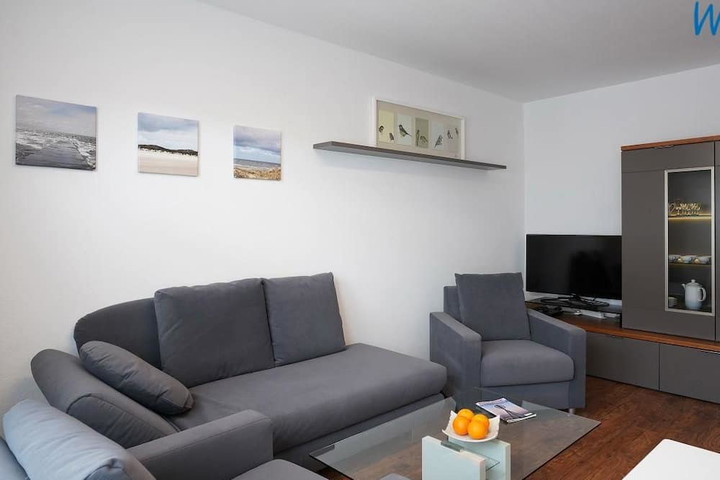 Cozy Vacation Apartment With Separate Bedroom And Balcony On Borkum! - Borkum