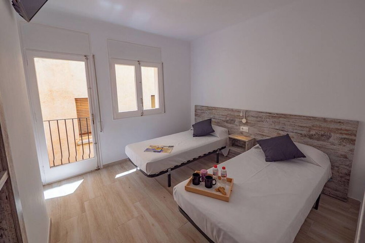 Agi Gloria Rooms 204 Hostel à Louer à Roses Gérone. - Cadaqués