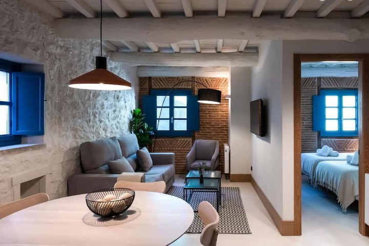 Houmi Orzán - Apt. Concepcion Arenal - A Coruña