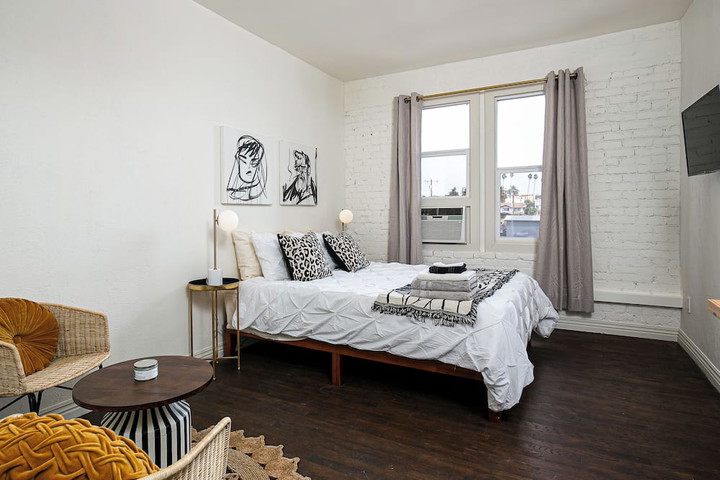 Cozy & Stylish Spot Near Downtown La - Los Angeles