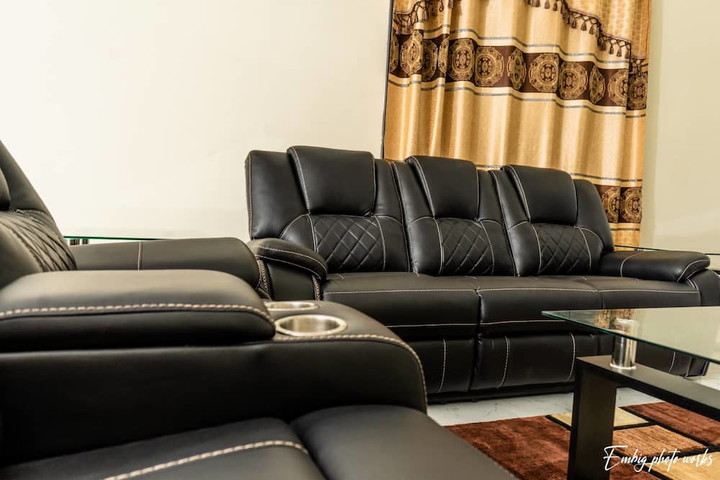 Charming 3-bedroom House With Ac, Wifi And Security Agent In Sanguera Togo - Lomé