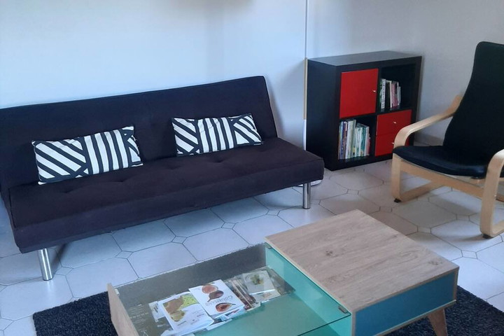 Apartment With Large Garden And Parking, Uzès - Uzès