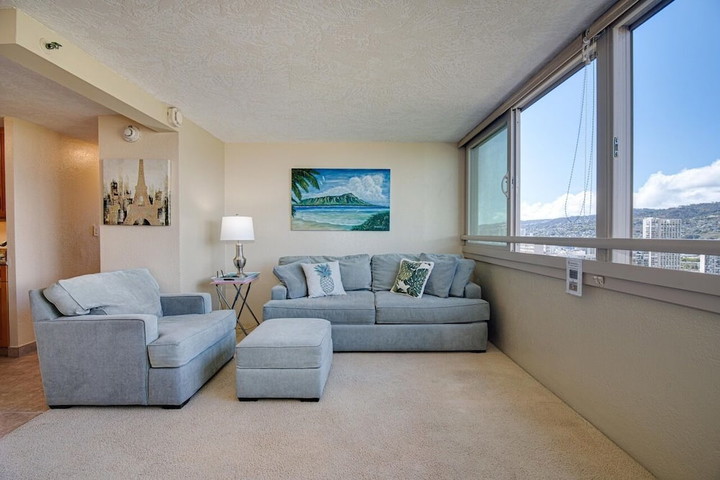 Waikiki 1br 34th Fl Corner Unit With View! 30days Stay Big Terrace & New Floor - Honolulu, HI