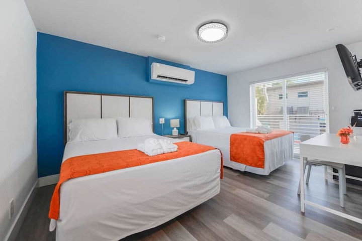 Mariner M47 Nk · Cozy 2 Queen Bed Room @ Mariner Suite Hollywood - Hollywood, FL