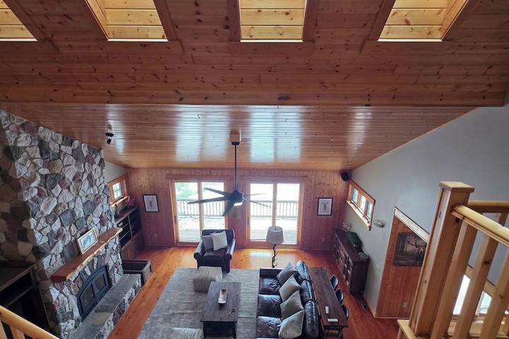 Centrally Located On Crosslake, Just Minutes Away From Restaurants And Town. - Breezy Point, MN