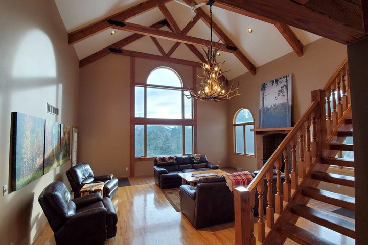 Reunion Paradise! 6000 Sq Ft. 20 Acres, Hot Tub Amazing Views, Close To Deadwood - Deadwood, SD