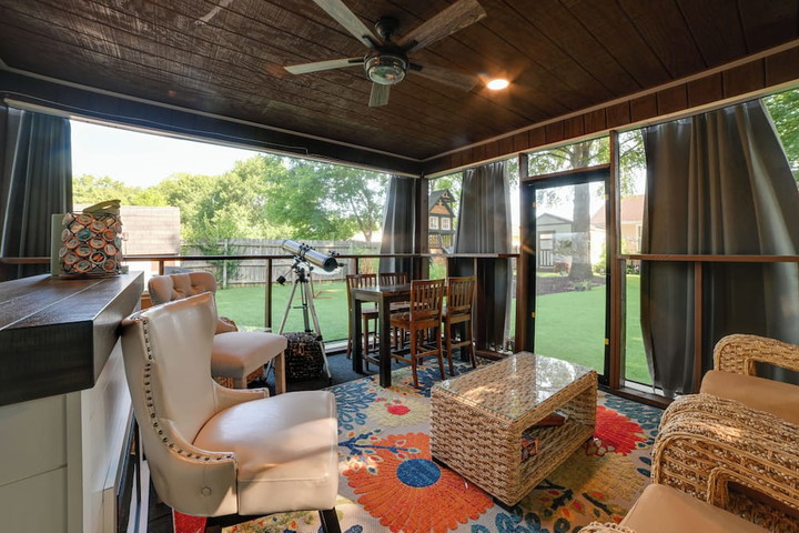 Home W/ Hot Tub, Playset & Grills In Clarksville! - 클락스빌