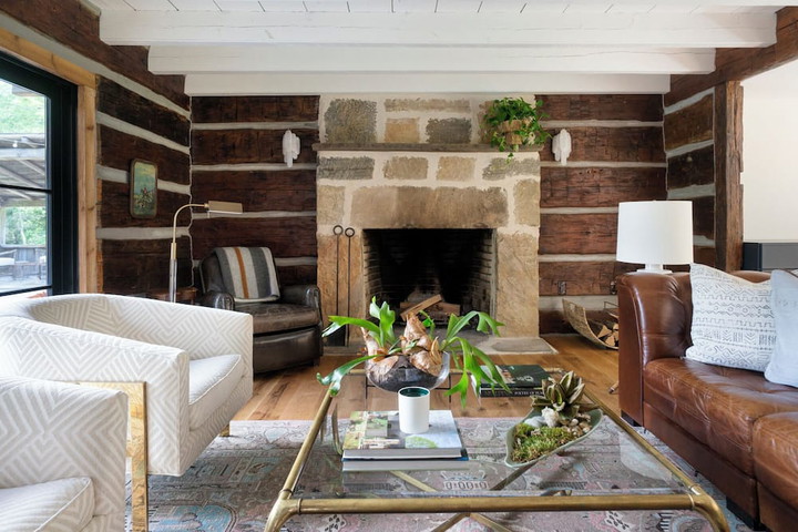 The Peregrine: Flat Mountain Farm - Expansive Luxury Home On Historic 28 Acre Rhododendron Farm - Highlands, NC