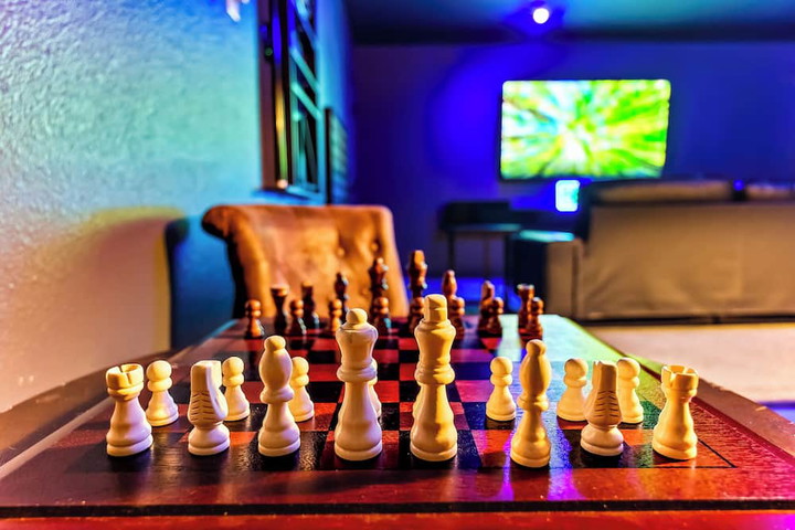 The Golden Oasis : Pool & Game Room 4bdrm 3bath 12bed - Bullhead City, AZ