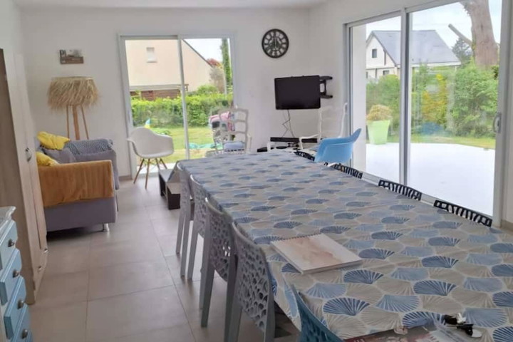 Family Home Near The Beaches. Pets Welcome! - Loire-Atlantique