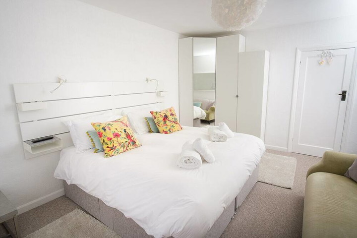 Spacious 3 Bed Apartment | Spectacular Sea Views | Close To Town & Beach - Bude