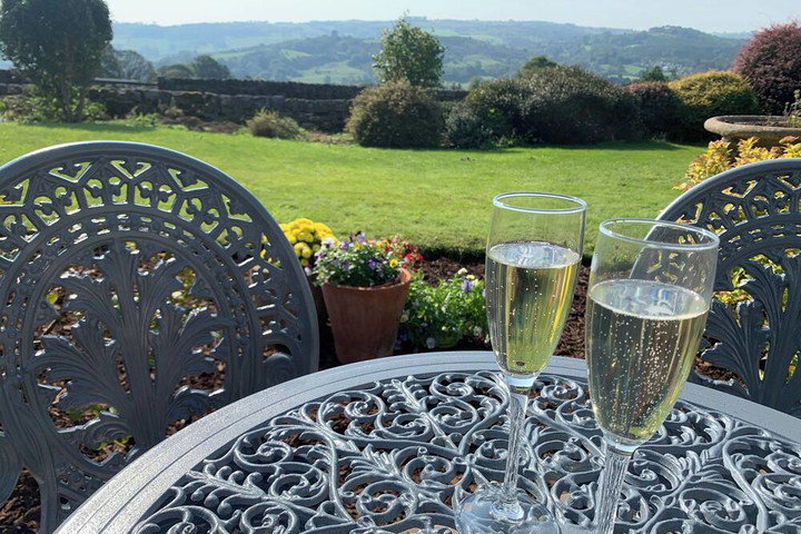 3 Bedroom Accommodation In Matlock - Chesterfield