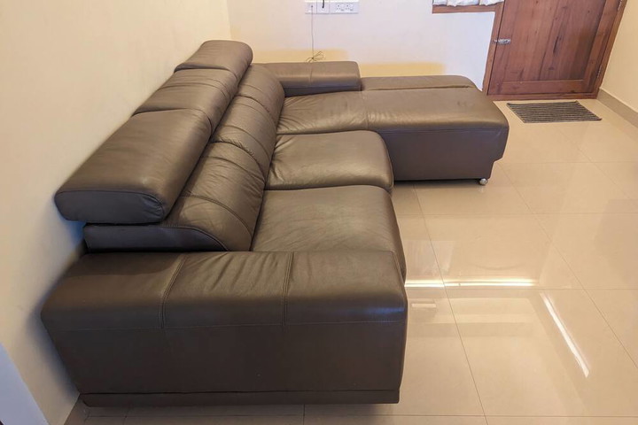 A Luxury 2 Bedroom Apartment On The Highway Between Ettumanoor And Kottayam. - Kottayam