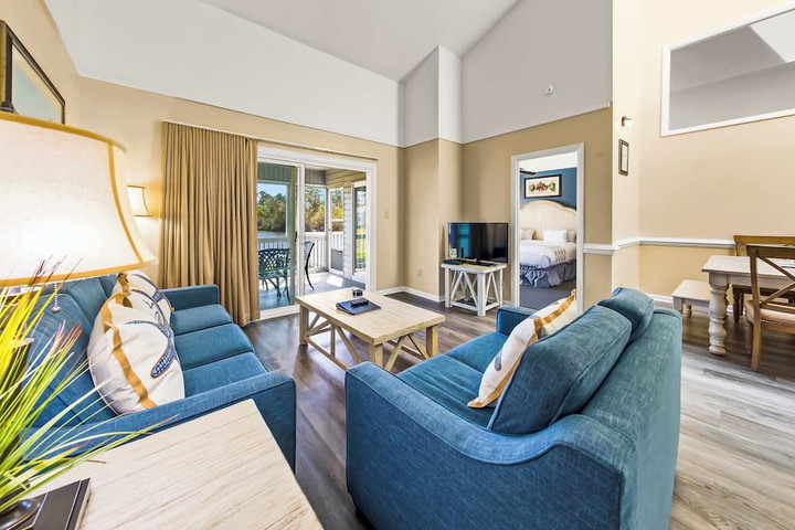 New Bern Lakeside Getaway-modern 2br Apartment With Resort Amenities - New Bern, NC