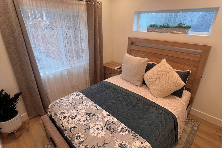 Guesthouse With Private Hot Tub & Fire Pit - Thornton, CO