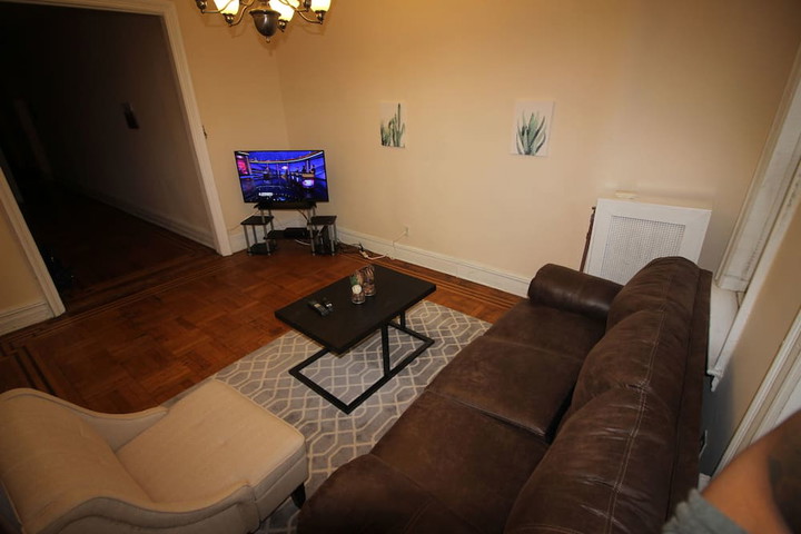 Spacious 4 Bedroom 9 Miles From Met Life Stadium - No Tolls - Jersey City, NJ