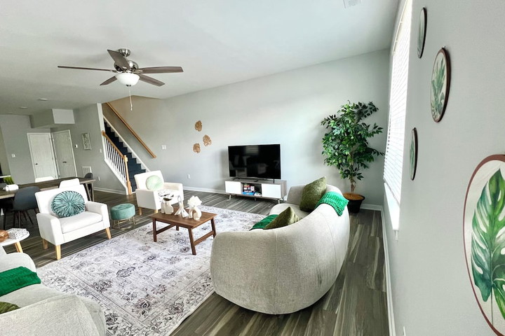 Spacious 5bd 5.5ba House In The Heart Of Richmond - Richmond, VA