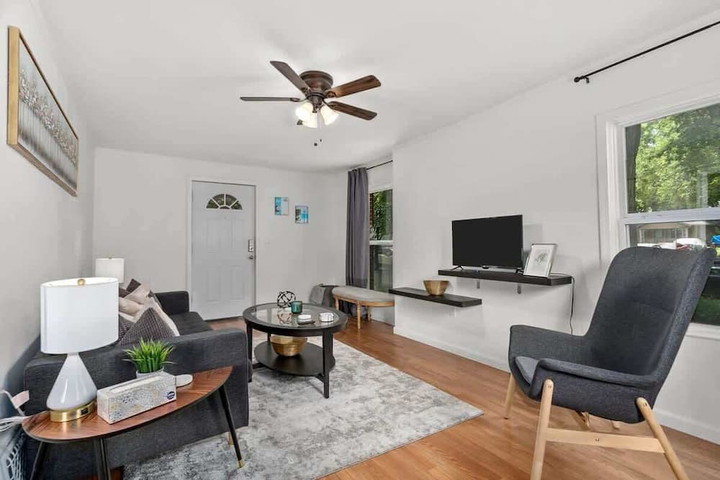 Spacious Home_6br|near Westport+downtown Kc - Kansas City, KS
