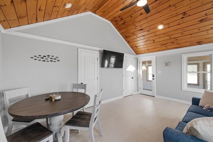Winter Beach Refuge For Nurses, Professionals - Portsmouth, NH