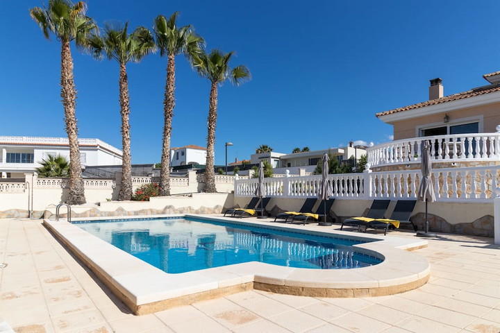 Casa Julia Spacious Villa With Large Private Pool - El Campello