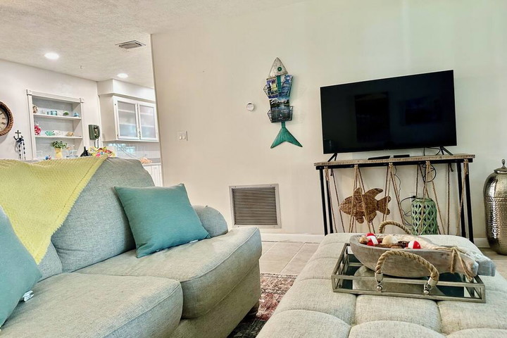 Pet-friendly Canal Home In Sebring Easy Access To Lake Jackson! - Sebring, FL