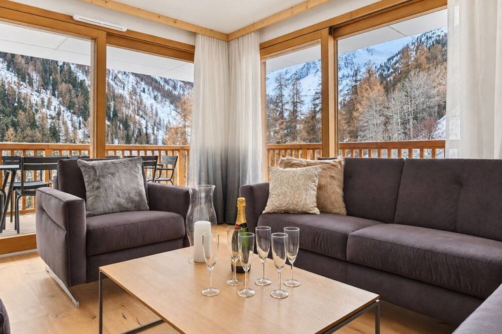 Luxury 3 Bedroom Apartment With Jacuzzi Rahas B Grimentz - By Mrs Miggins - Zinal