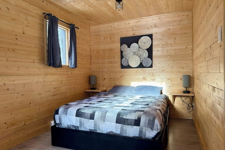 Cozy Mini Chalet, Intimate Retreat For 2, Facing The Lake - Quebec