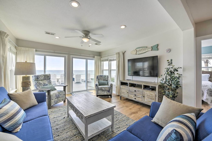 Breezy Pcb Retreat W/ Direct Beach Access! - Panama City Beach, FL