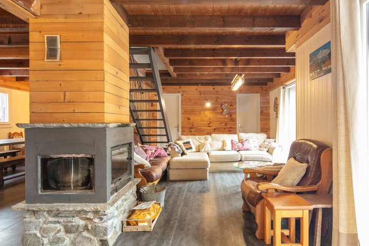 Chalet Alpin Avec Jacuzzi Privé - Taninges