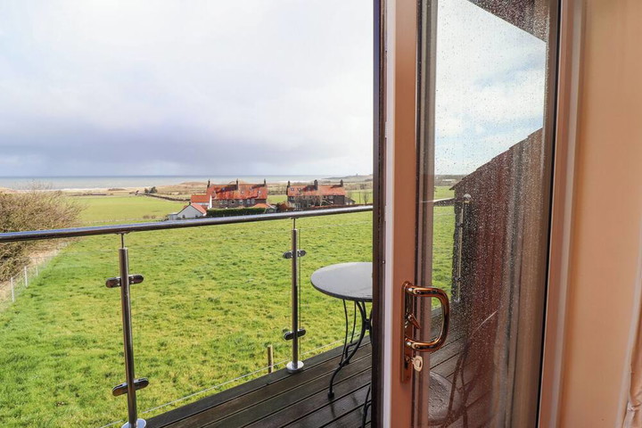 Dunstanburgh View, Pet Friendly, Country Holiday Cottage In Embleton - Craster