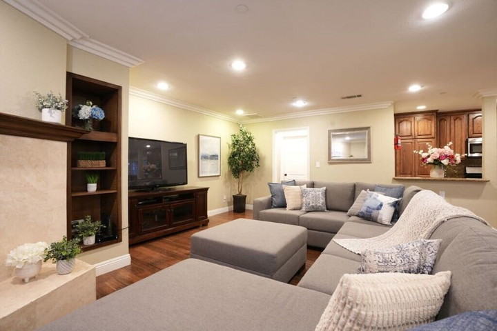 Amazing Pool/jac Home! 1/4-1/2 Mi 2conv Ctr/disney - Anaheim, CA