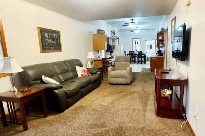 Large 3 Bedroom Great Falls Get Away - Montana