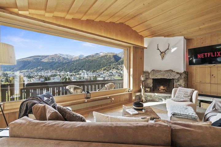 A&y Chalet Zum Goldenen Hirsch Mit Wunderschöner Panorama Aussicht Auf Davos - Davos