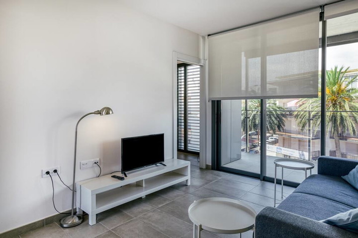 Appartement De Vacances 'Rostella' Près De La Plage Avec Vue Sur La Mer Et Wi-fi. - Roses