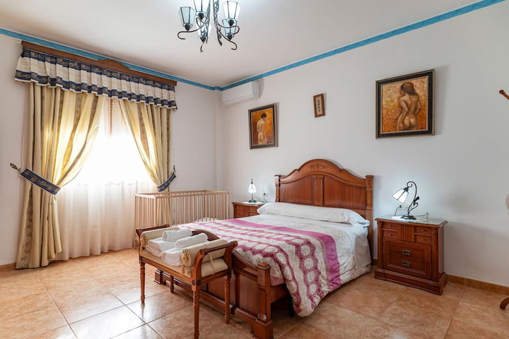Lovely Home In Iznájar - Iznájar