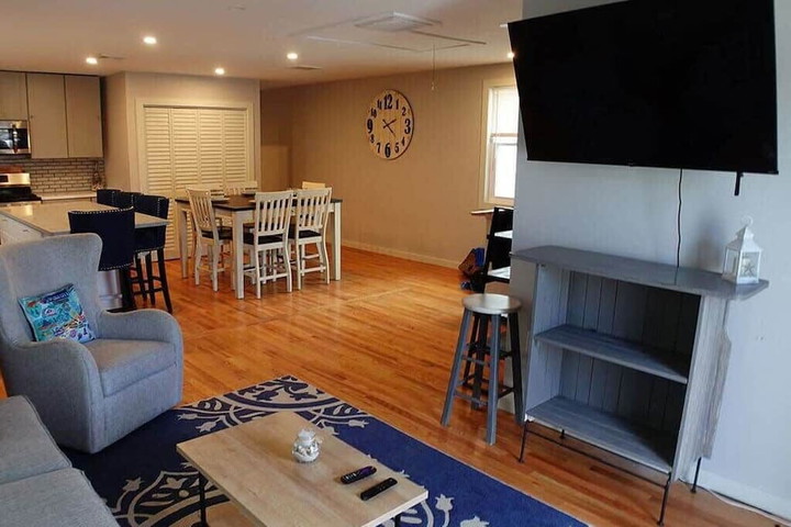 3 Br/ 3 Ba /Modern/walk To Beach/town/ Priv Terr - Ocean City, NJ