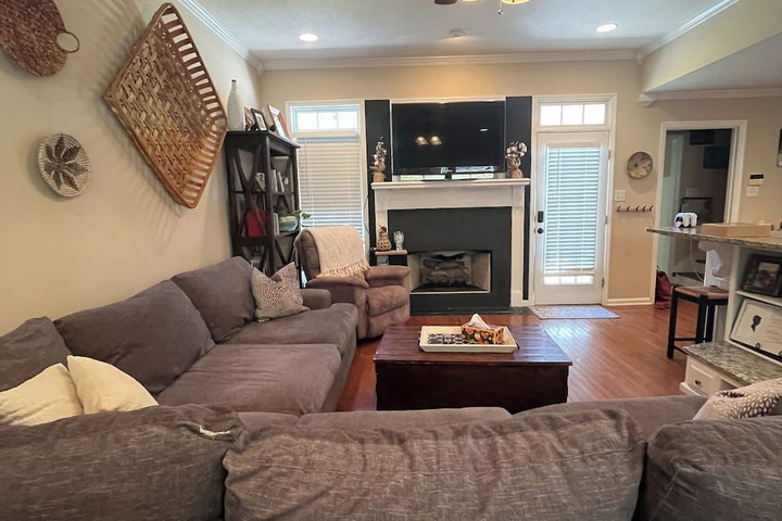 6 Bedroom - Wonderful, Private Masters Rental!! - Augusta, GA