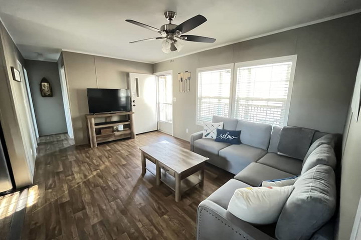Pet Friendly Lake Gaston Home With Neighborhood Beach & Boat Ramp Access - Lake Gaston