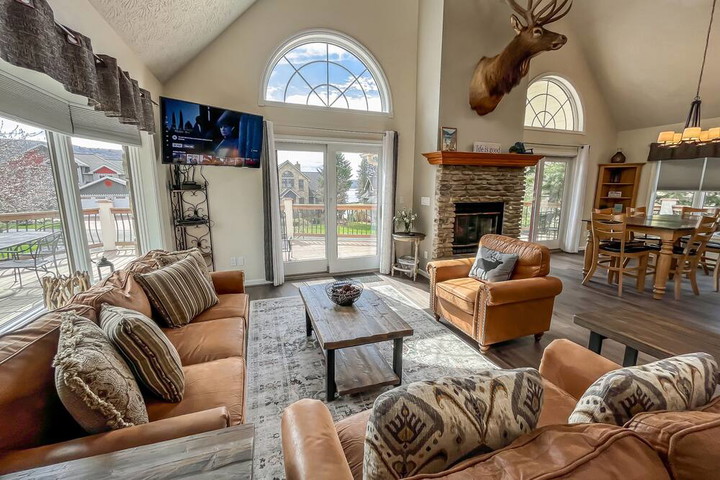 Walk To Slopes At Wisp, Lake Access + Dock + Hot Tub! - Deep Creek Lake, MD