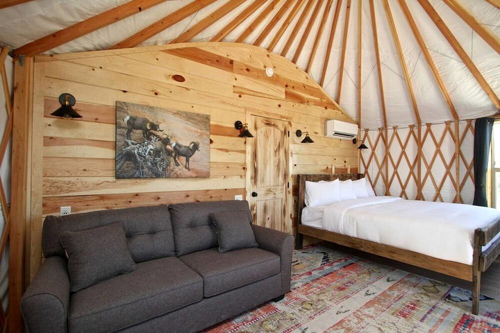 Yurt Rental For Utah Glamping - Orderville, UT