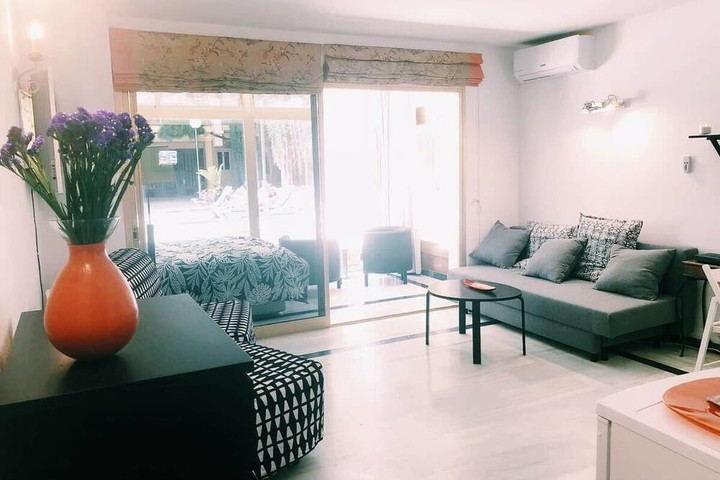 Unbeatable Location. Beach Front Line. - Marbella