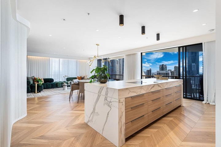 Allunga Sub Penthouse 4bdr 4bth Beach Front Top Location Ultimate Luxury Skyhome - Surfers Paradise