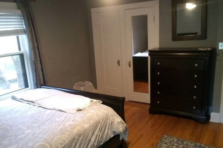 Historic Twin Tudors Inn Southwest Room (Kp1404sw) - Sioux Falls, SD
