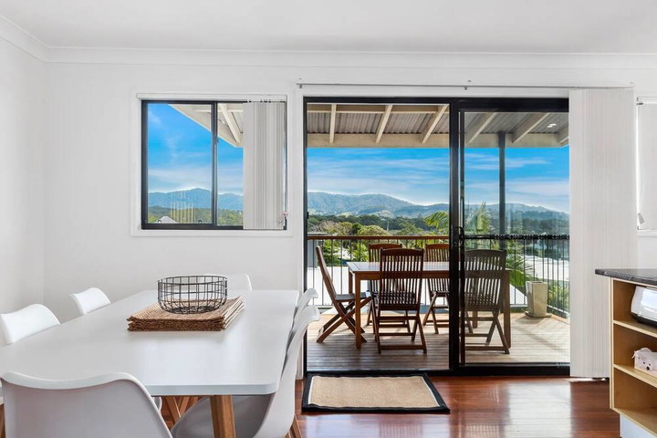 Jetty Escape Townhouse - Great Location, Restaurants And Beach - Coffs Harbour